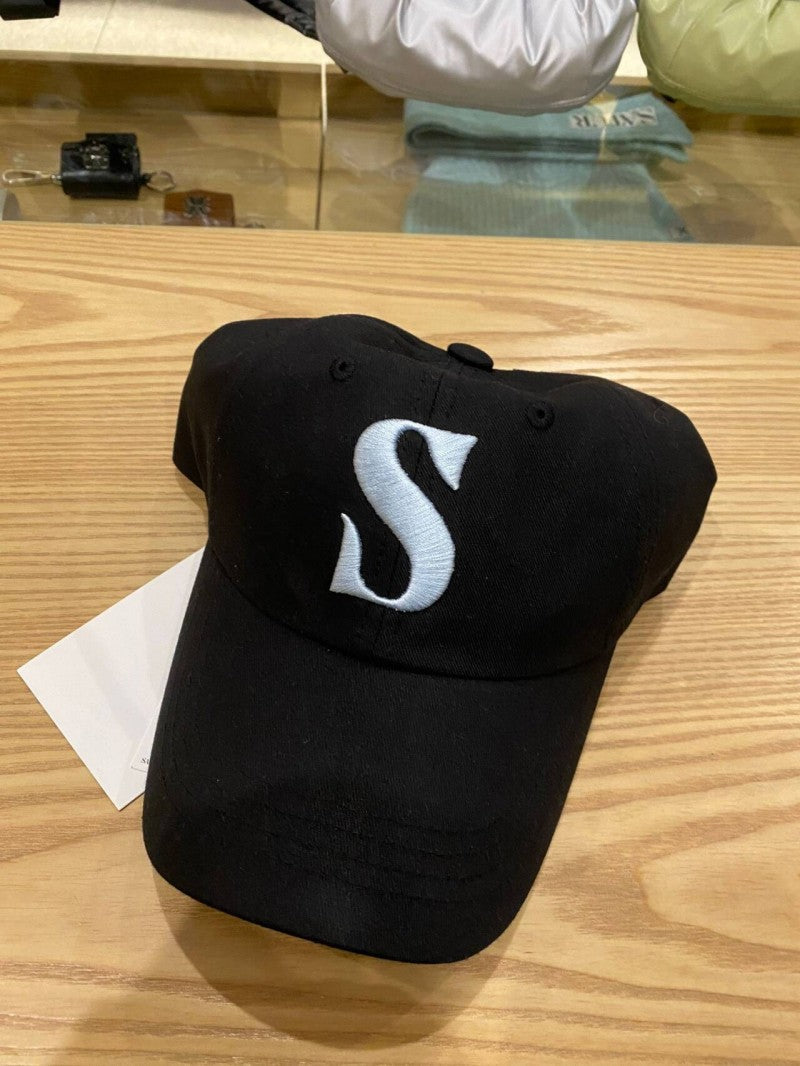 【WE ARE】韓國Satur休閒大字母S棒球帽SA255UAP02/SA255UAP03 – We are 日韓代購專家